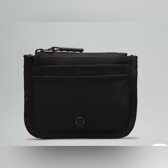 lululemon athletica | Accessories | Lululemon True Identity Card Case ...
